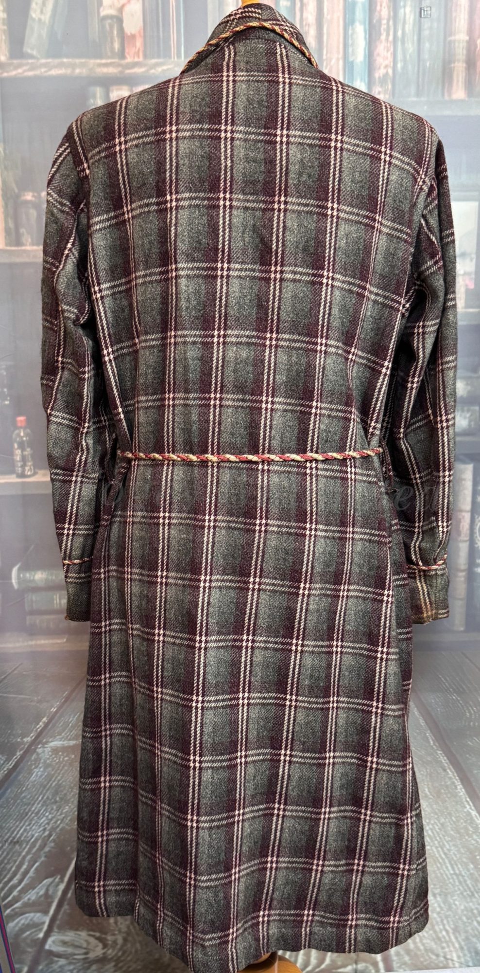 Wonderful Vintage Dressing Gown. Wool. Size Large 40-42"Chest (Ref:FINN ...